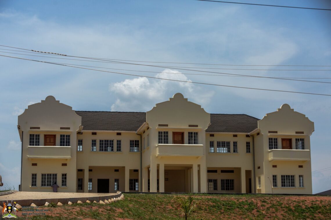 Pictorial: Ugandans Marvel at the Beauty of Western Uganda - SoftPower News