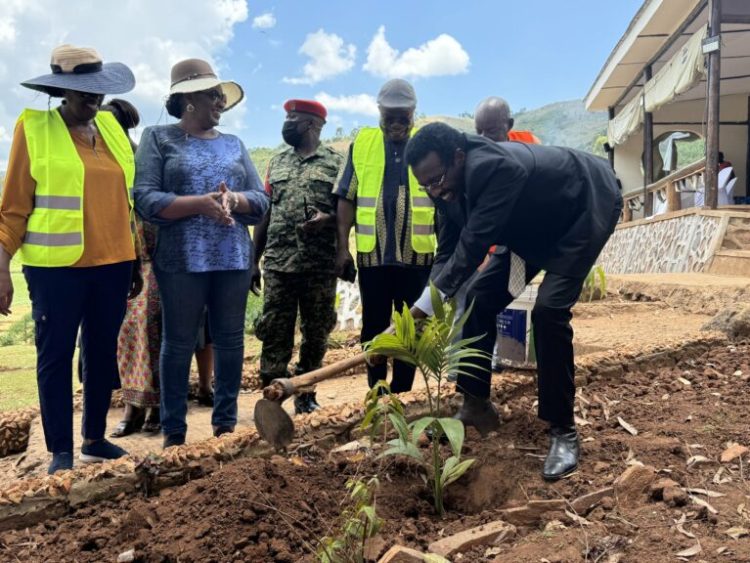 Kimbugu Lake: Makobore Family Launches Community Center and Water ...
